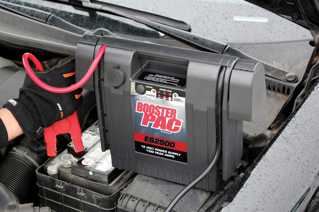 Clore – Booster PAC – ES2500 1100 Peak Amp 12V Jump Starter