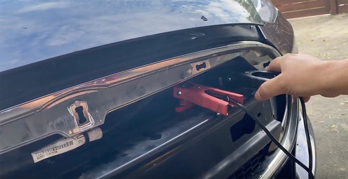 Jump Starting Plug-in Hybrids and EVs – What you need to Know - Clore ...